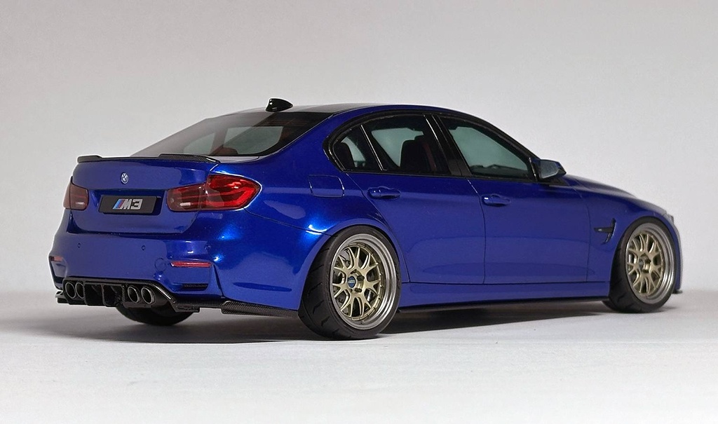 KITBOX-PZY - 1/24 BMW M3 (F80) DELUXE EDITION | Sedney's Scale Garage